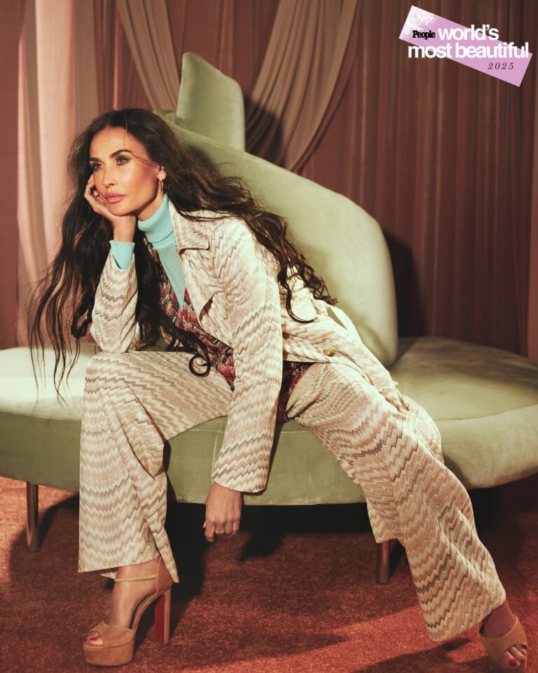 Demi Moore è la più bella del 2025 secondo People